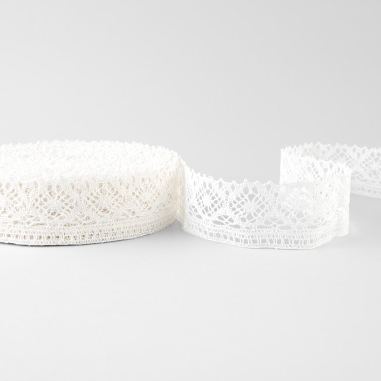 Shop Linen Lace Online | Made In Lithuania | Linen Fashion