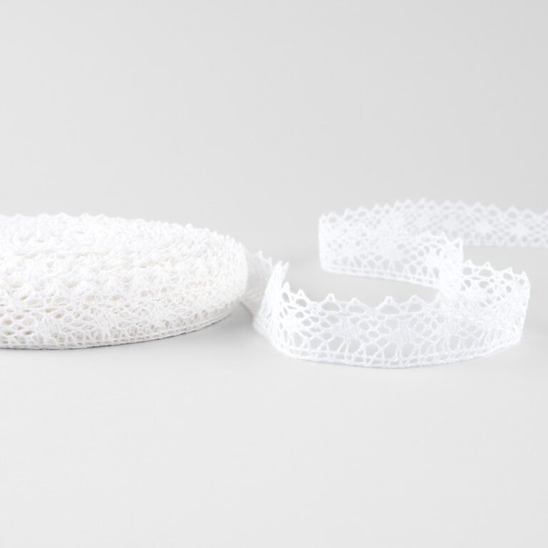 Shop Linen Lace Online | Made In Lithuania | Linen Fashion